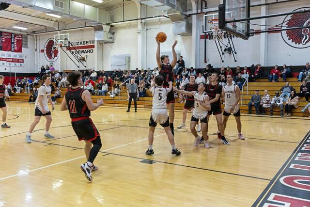 Southmoreland 3A boys basketball team beats 4A Elizabeth Forward | Trib ...