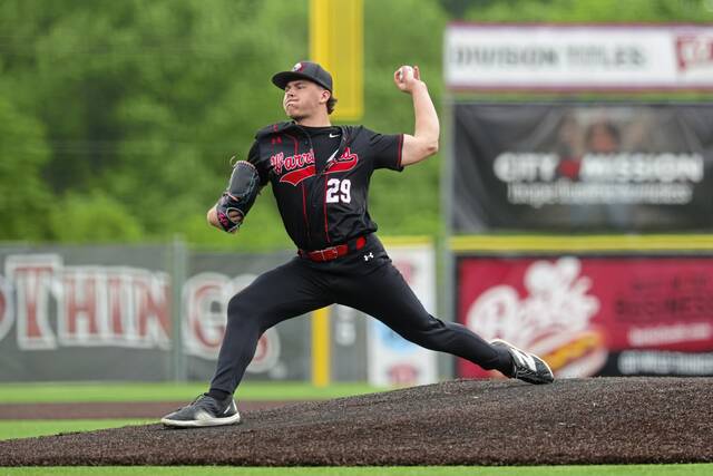 Behind Charlie Manzi’s heroics, Indiana blanks Elizabeth Forward to win ...